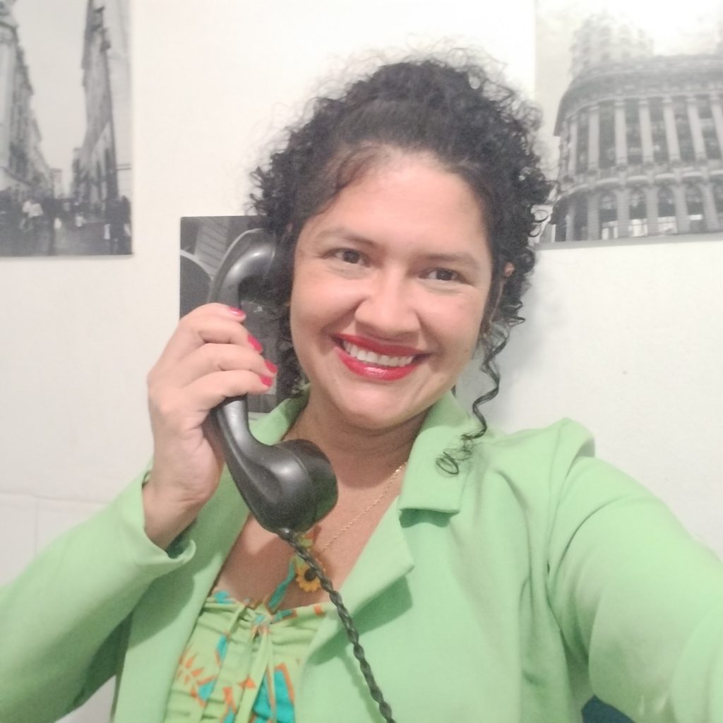 TODOS FELICES POR ANA LUISA RIOS | Diario Pro & Contra