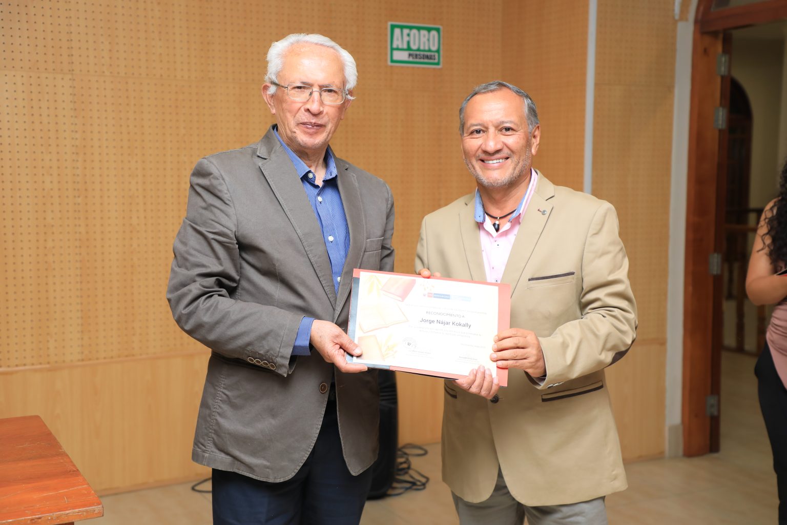 DDC SAN MARTÍN RECONOCE APORTE LITERARIO Y EDITORIAL DE JORGE NÁJAR Y JAIME A. VÁSQUEZ | Diario ...