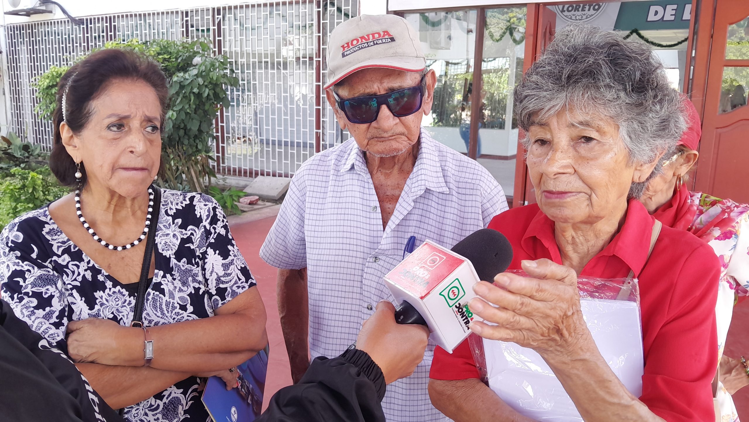 CESANTES DE EDUCACIÓN RECLAMAN PAGO PENDIENTE | Diario Pro & Contra